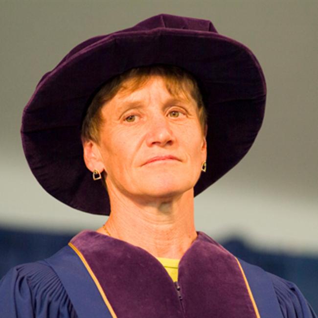 Dr. Elizabeth Ashton | Royal Roads University