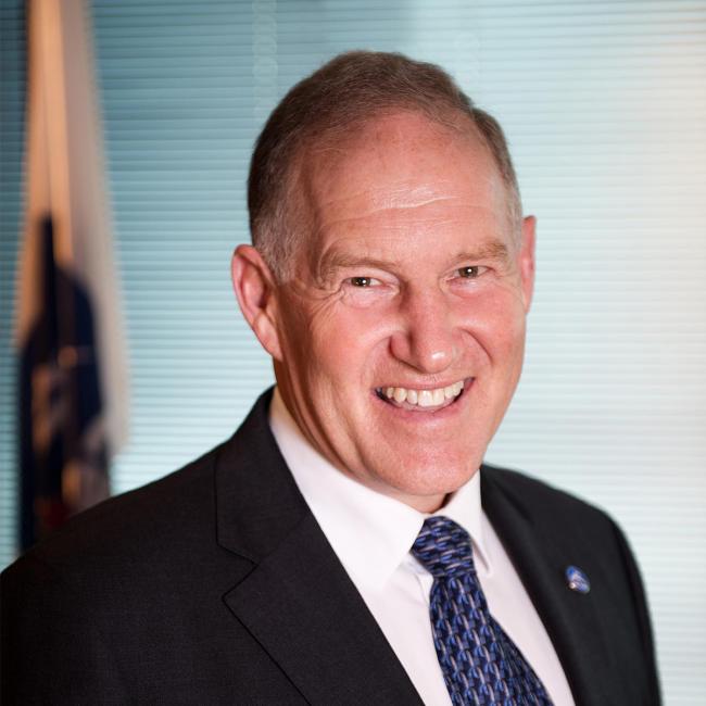 General (Retired) Walt Natynczyk | Royal Roads University